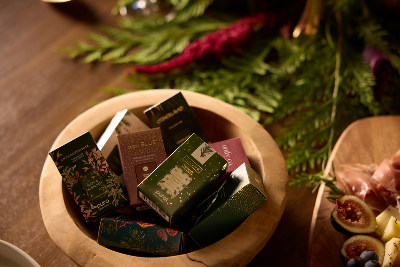 The Best Christmas Scents to Bring Holiday Cheer Into Your Home