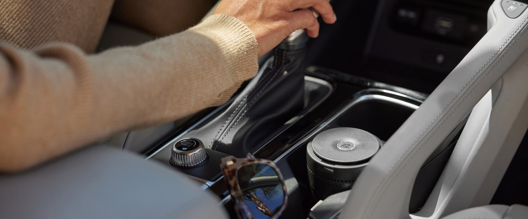 Car Diffuser and Car Air Freshener.. The Pura Car - Pura